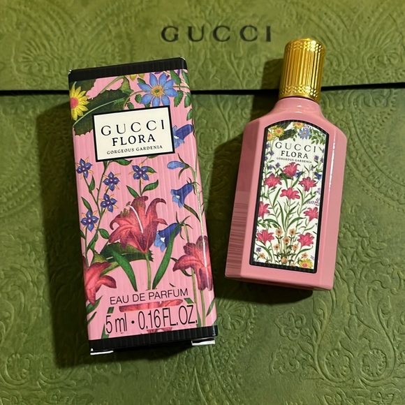 Gucci | Makeup | Gucci Flora Gorgeous Gardenia Mini Bottle 5 Ml 6 Fl Oz ...